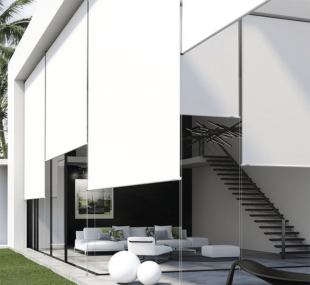 Les stores toiles verticaux / StoreCyb Extérieur