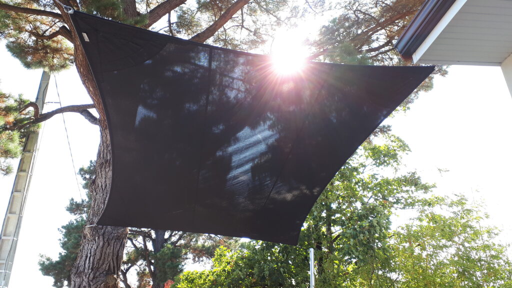 Store extérieur : guide pour optimiser votre terrasse cet été